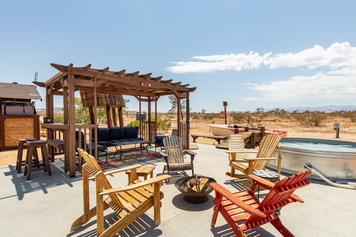 The Best Airbnb's for Your California Elopement - Emilee Setting