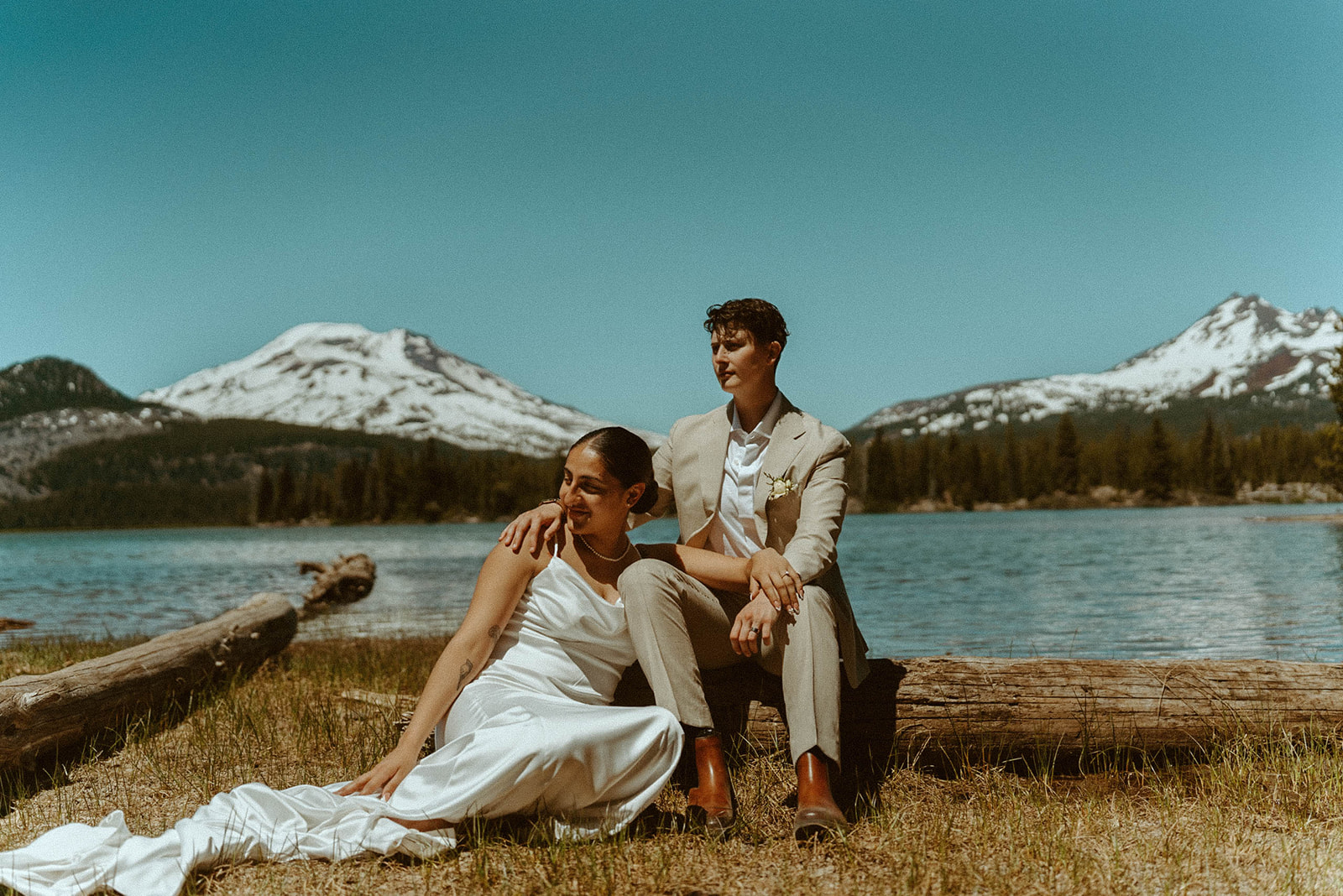 Bend Oregon Elopement Guide + Bend Elopement Locations - Emilee Setting